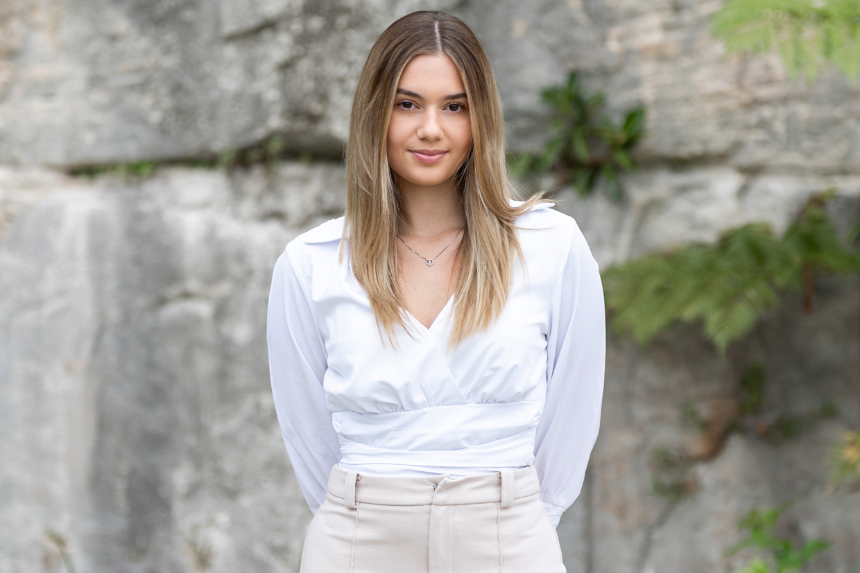 Daina Pirrello - Cobden Hayson Real Estate